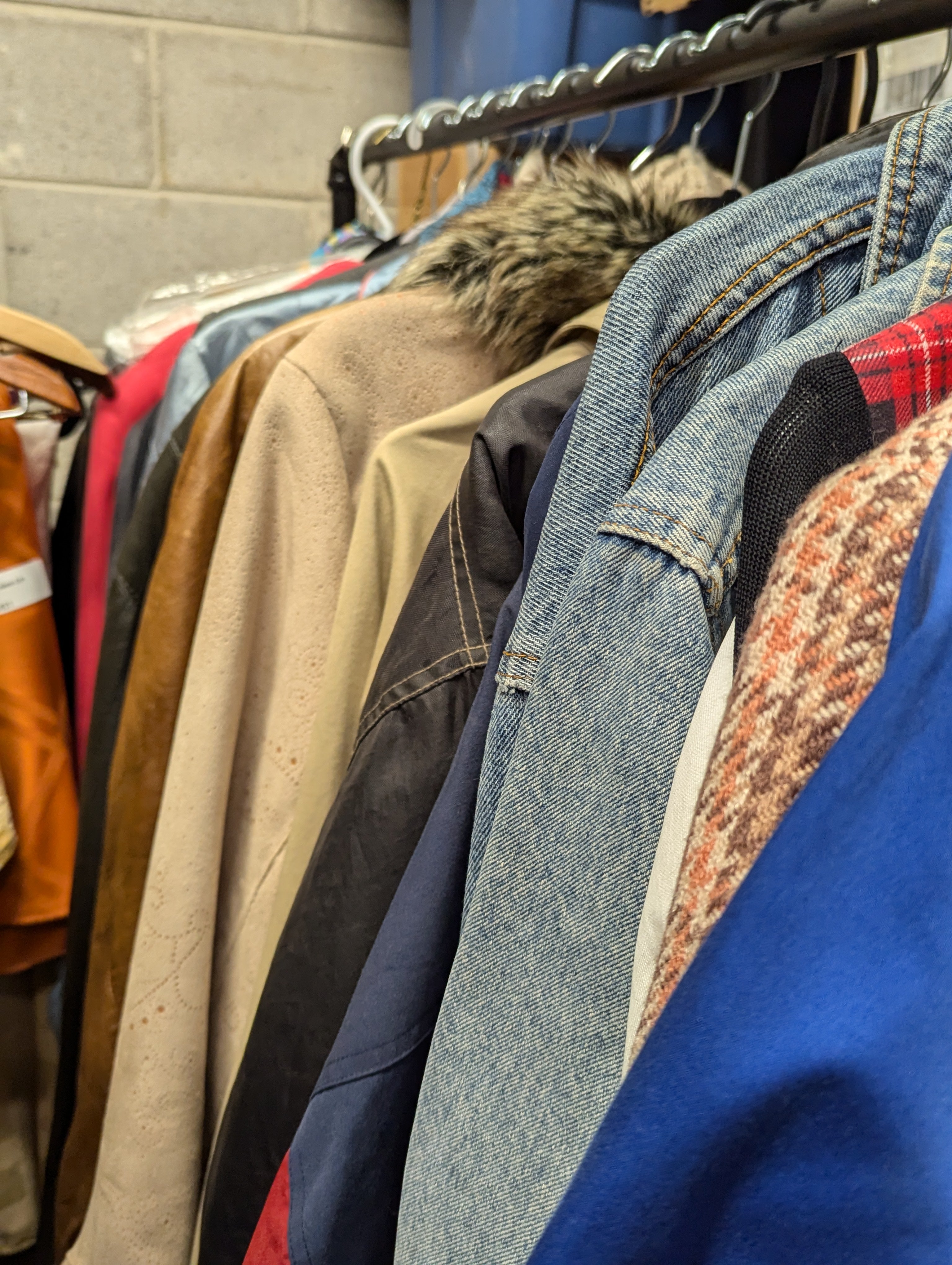 Clothing - Women's, Men's, Top, Bottoms | KW Consignment | Thrift Shop